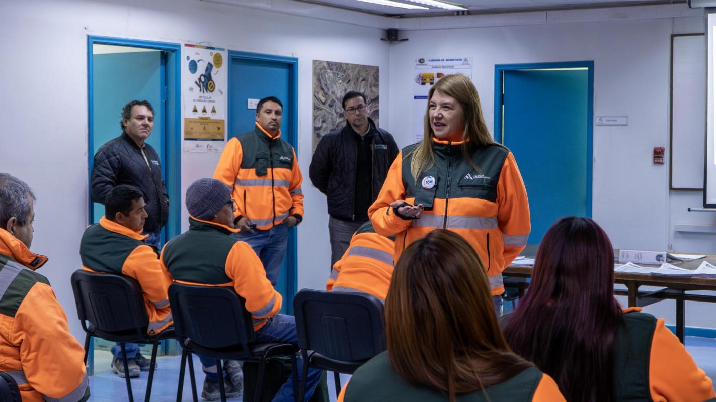 Antofagasta Minerals nombra a María de la Luz Osses como la primera gerenta general en una de ...